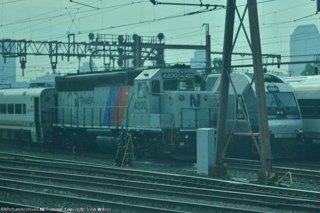 NJT 4200